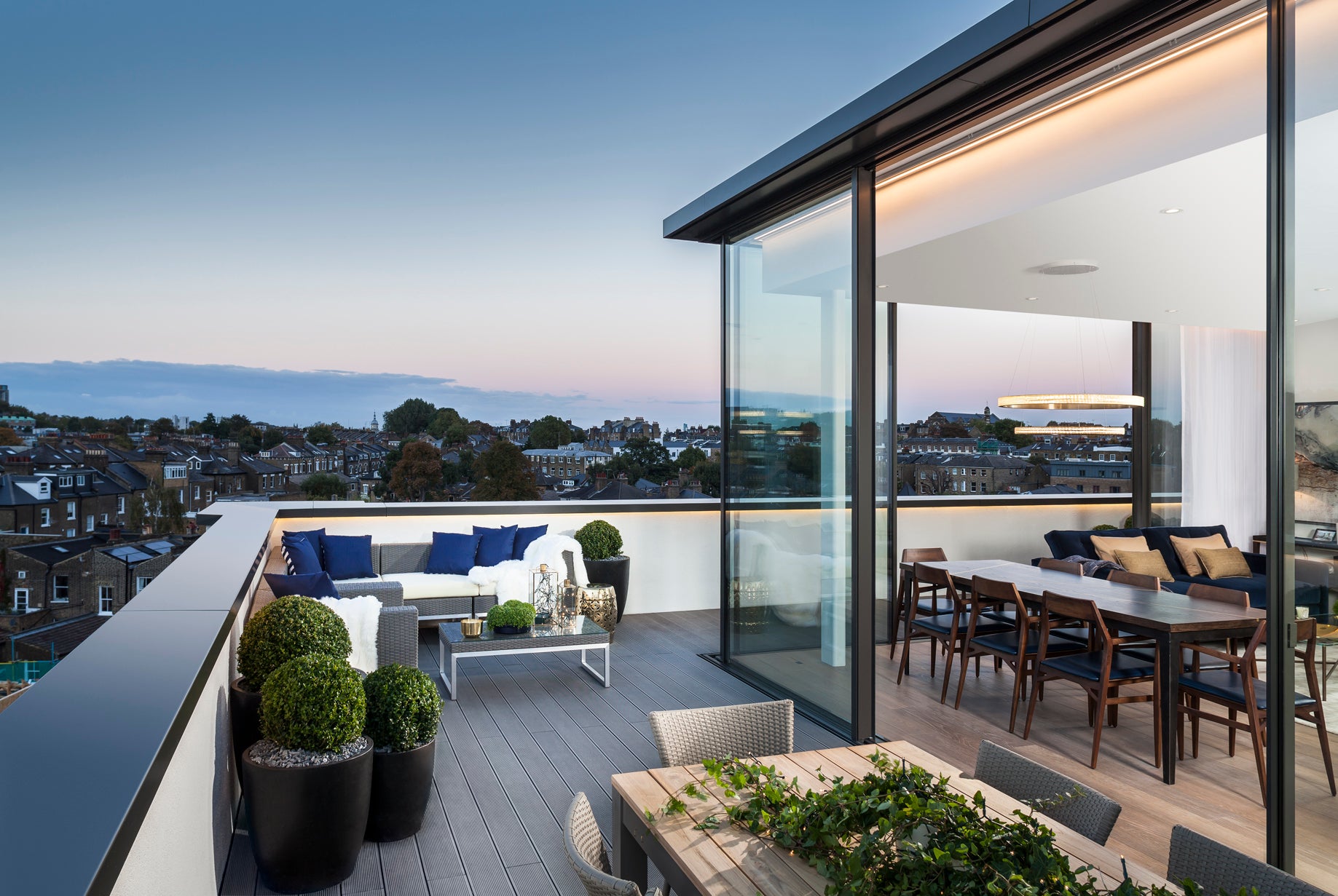 Maple Building – Trekker